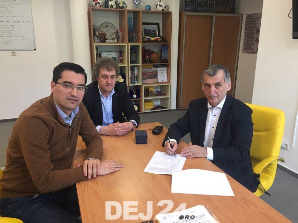 OFICIAL - Gazon sintetic pe Obor! Veste bună privind Stadionul ...